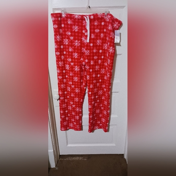 just be | Intimates & Sleepwear | Red Snowflake Pajama Pants | Poshmark